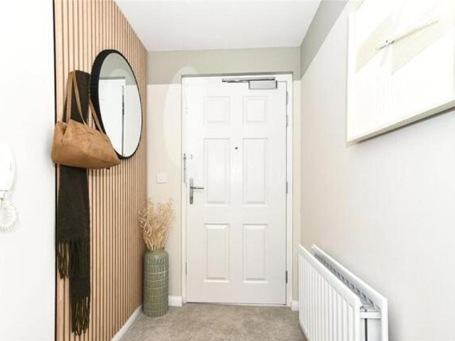 Apartment 2 Bedroom For Sale Chippenham Wiltshire 172500 ELS101892028