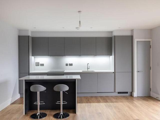 Apartment 2 Bedroom For Sale Coulsdon Greater London 425000 ELS100578837