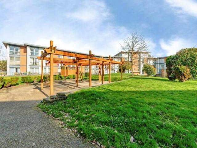 Apartment 2 Bedroom For Sale Crawley West Sussex 230000 ELS101199782