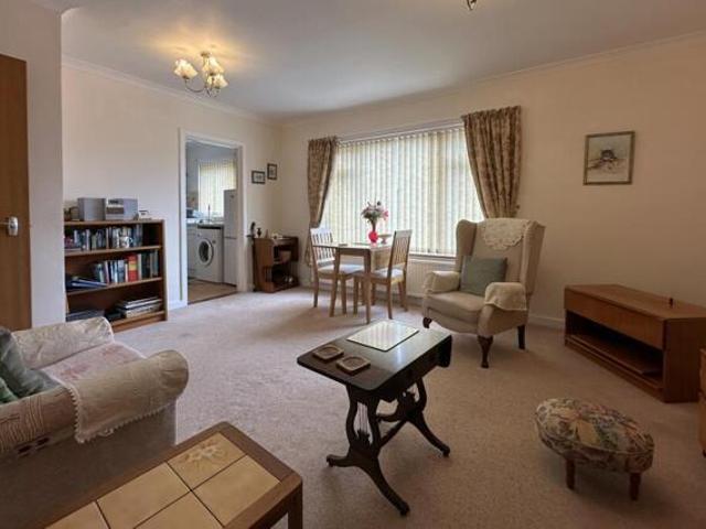 Apartment 2 Bedroom For Sale Deal Kent 259950 ES100132533