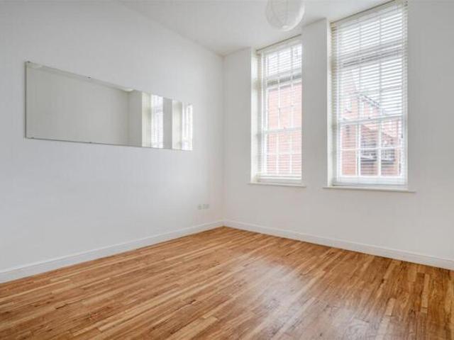 Apartment 2 Bedroom For Sale Devizes Wiltshire 130000 ELS99773514