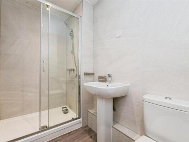 Apartment 2 Bedroom For Sale Exmouth Devon 200000 ES101674902