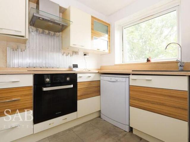 Apartment 2 Bedroom For Sale Ealing Greater London 280000 ES98503801
