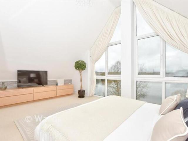 Apartment 2 Bedroom For Sale East Malling Kent 400000 ELS100649337