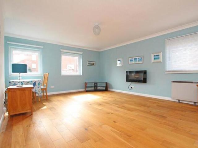 Apartment 2 Bedroom For Sale Eastbourne East Sussex 290000 ES98969335
