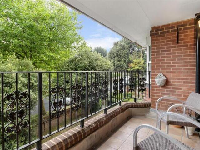 Apartment 2 Bedroom For Sale Eastbourne East Sussex 300000 ELS100398292