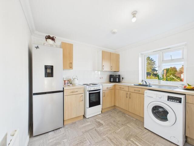 Apartment 2 Bedroom For Sale Earl Howe Road Earl Howe Road 270000 ELS98834918