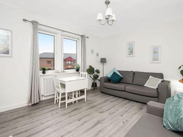Apartment 2 Bedroom For Sale Edinburgh City Of Edinburgh 210000 ELS99641982
