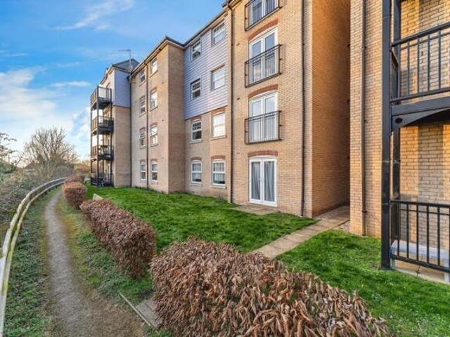 Apartment 2 Bedroom For Sale Ely Cambridgeshire 145000 ES100426561