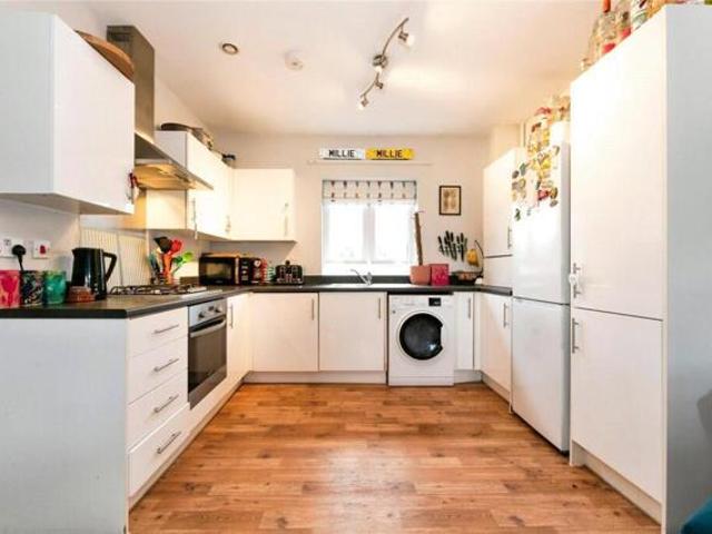 Apartment 2 Bedroom For Sale Epsom Surrey 325000 ES98718368