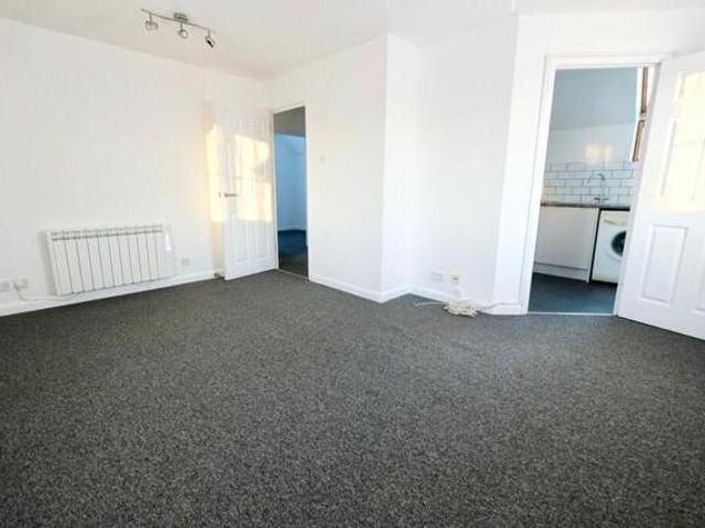 Apartment 2 Bedroom For Sale Essex Essex 210000 ELS98834275