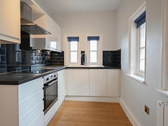 Apartment 2 Bedroom For Sale Fordingbridge Hampshire 240000 ELS99735942