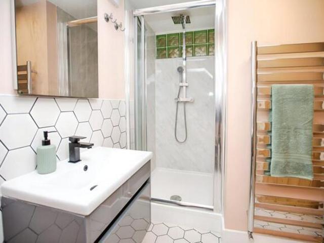 Apartment 2 Bedroom For Sale Greater Manchester Greater Manchester 225000 ES98800751