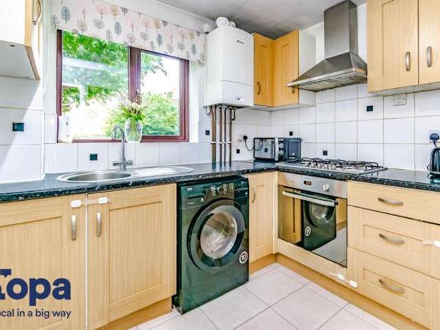 Apartment 2 Bedroom For Sale Greenhithe Kent 220000 ES100057936