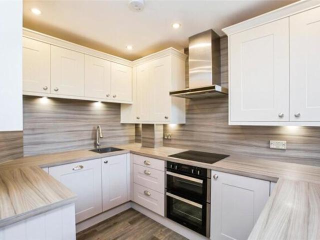 Apartment 2 Bedroom For Sale Halifax Calderdale 175000 ES99029284