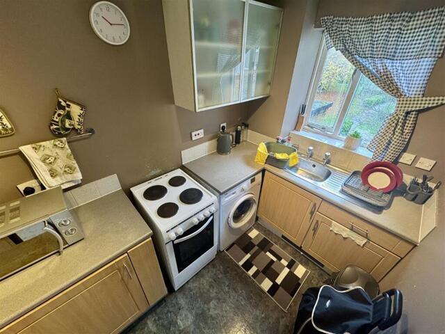Apartment 2 Bedroom For Sale Harlow Essex 210000 ES101199990