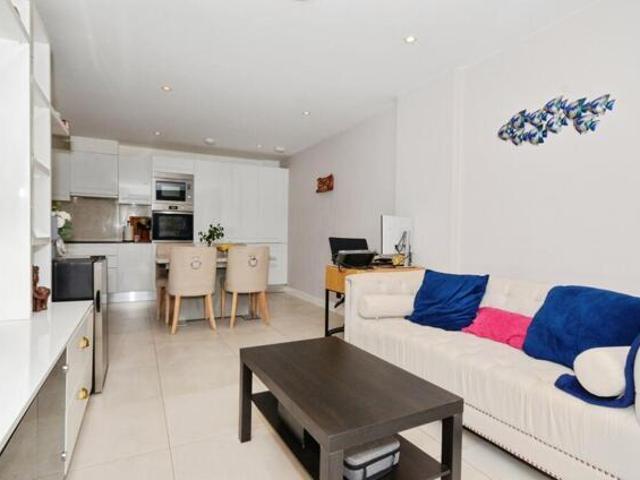 Apartment 2 Bedroom For Sale Harrow Greater London 400000 ES100733496