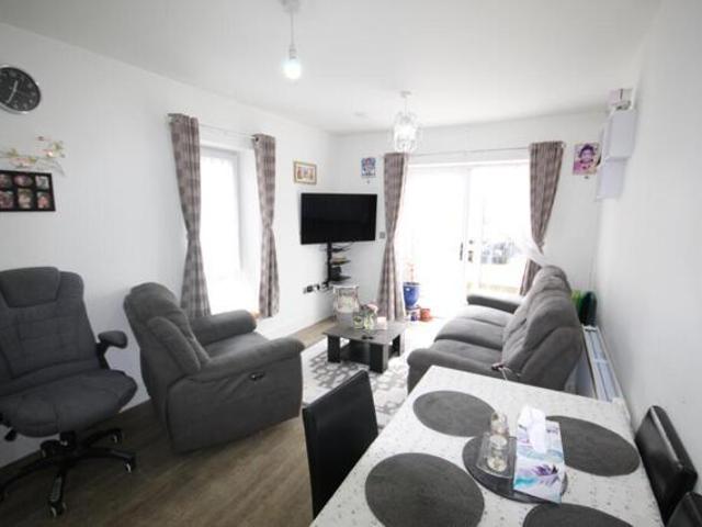 Apartment 2 Bedroom For Sale Harrow Greater London 385000 ES100456796