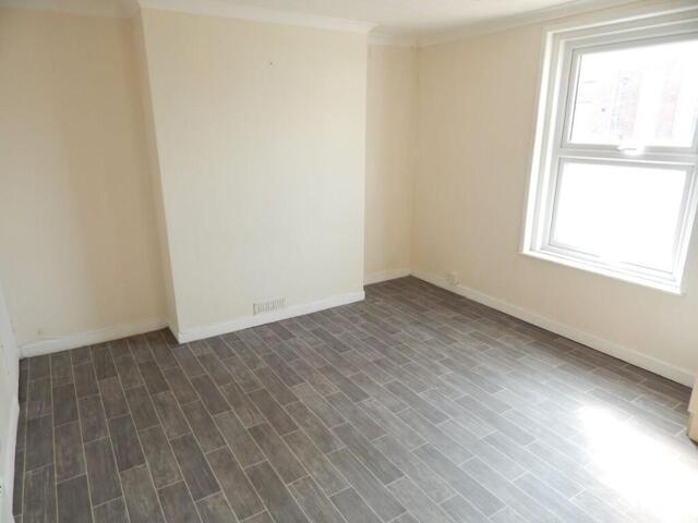 Apartment 2 Bedroom For Sale Harwich Essex 110000 ES99381033