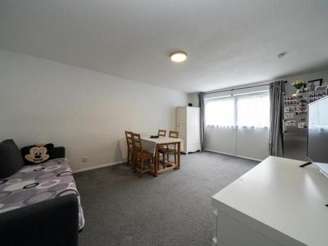 Apartment 2 Bedroom For Sale Hemel Hempstead Hertfordshire 200000 ELS98969116