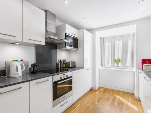 Apartment 2 Bedroom For Sale Hertfordshire Hertfordshire 535000 ES100426135