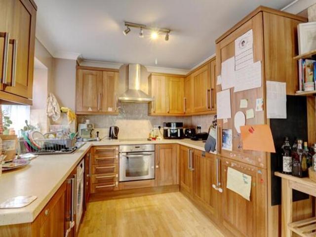 Apartment 2 Bedroom For Sale High Wycombe Buckinghamshire 250000 ES98233368