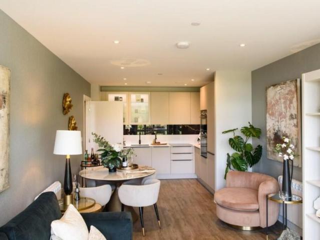Apartment 2 Bedroom For Sale Hildenborough Kent 521500 ELS96174160
