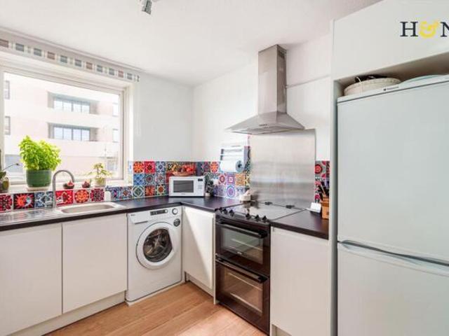 Apartment 2 Bedroom For Sale Hove East Sussex 325000 ES99290573