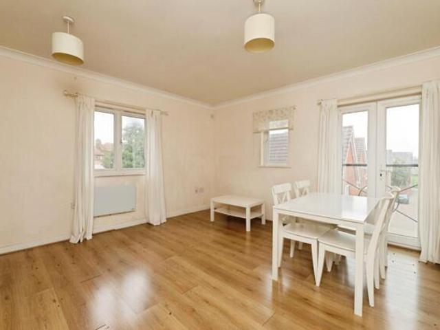 Apartment 2 Bedroom For Sale Ilford Greater London 290000 ES99290410