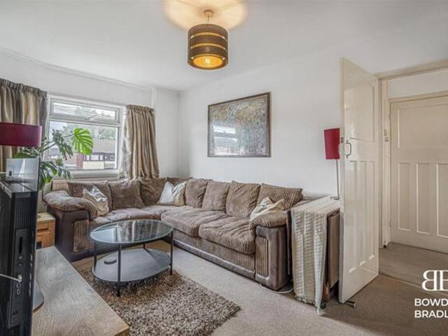 Apartment 2 Bedroom For Sale Ilford Greater London 300000 ES98154119