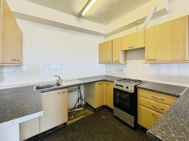 Apartment 2 Bedroom For Sale Ilfracombe Devon 88500 ES99344957