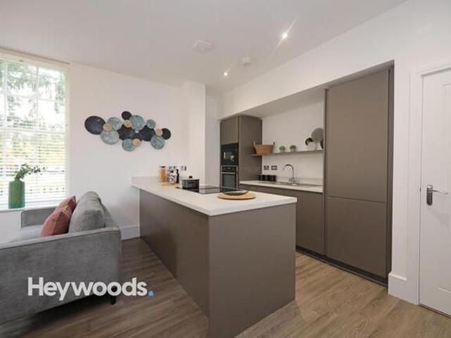 Apartment 2 Bedroom For Sale Keele Staffordshire 210000 ES99523468