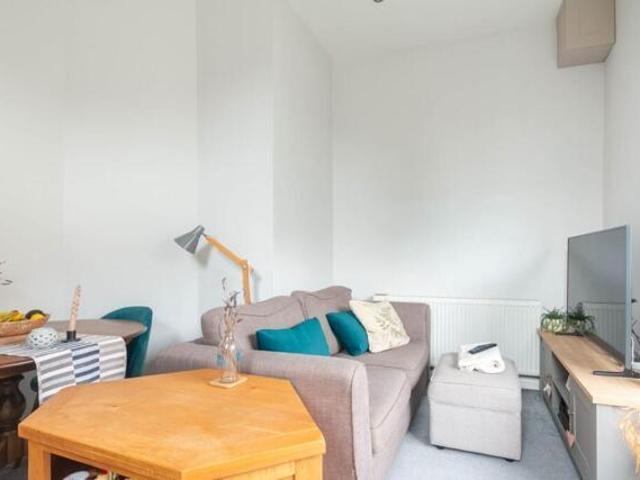 Apartment 2 Bedroom For Sale Keighley Bradford 156800 ELS100685108