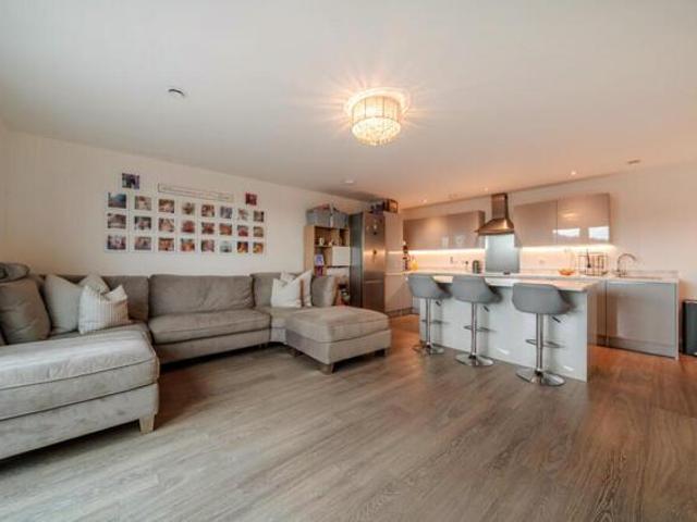Apartment 2 Bedroom For Sale Kent Kent 300000 ELS101931801