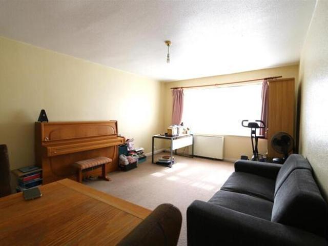 Apartment 2 Bedroom For Sale Kingston Upon Thames Great London 375000 ES99475808