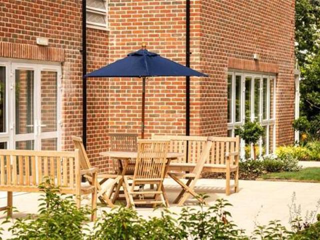 Apartment 2 Bedroom For Sale Lymington Hampshire 513950 ES98278062