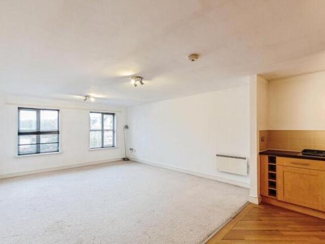 Apartment 2 Bedroom For Sale Lancs Lancashire 155000 ES98800756
