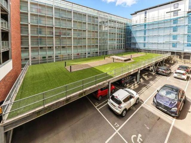 Apartment 2 Bedroom For Sale Leeds Leeds 100000 ELS99290072