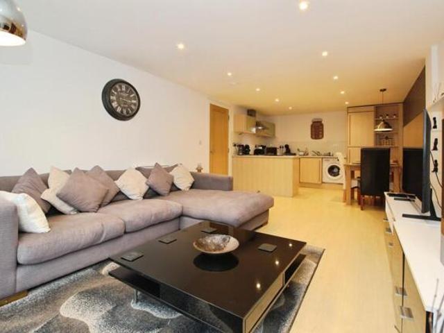 Apartment 2 Bedroom For Sale Leeds Leeds 240000 ELS100685151