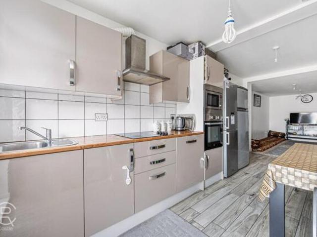 Apartment 2 Bedroom For Sale London Greater London 410000 ES101199914