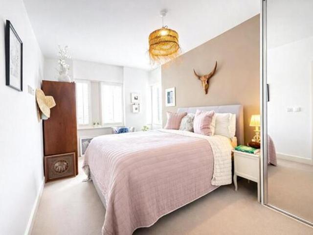 Apartment 2 Bedroom For Sale London Greater London 435000 ES100917424