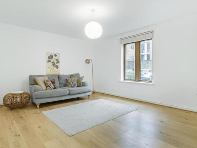 Apartment 2 Bedroom For Sale London Greater London 475000 ES99808866