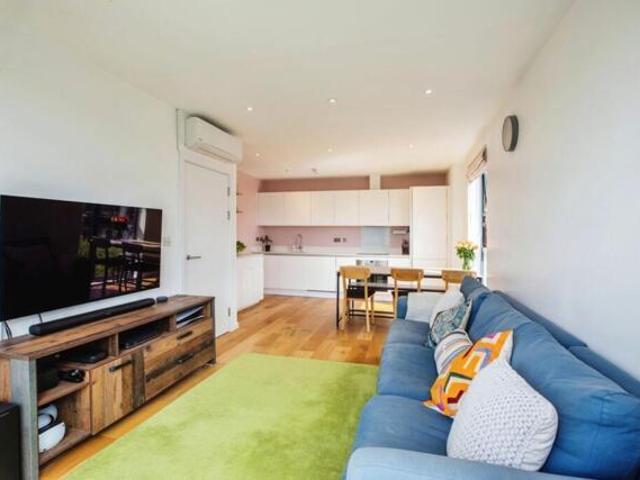 Apartment 2 Bedroom For Sale London Greater London 550000 ES98718365