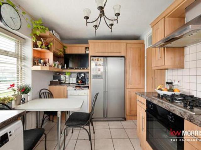 Apartment 2 Bedroom For Sale London Greater London 300000 ES100191851