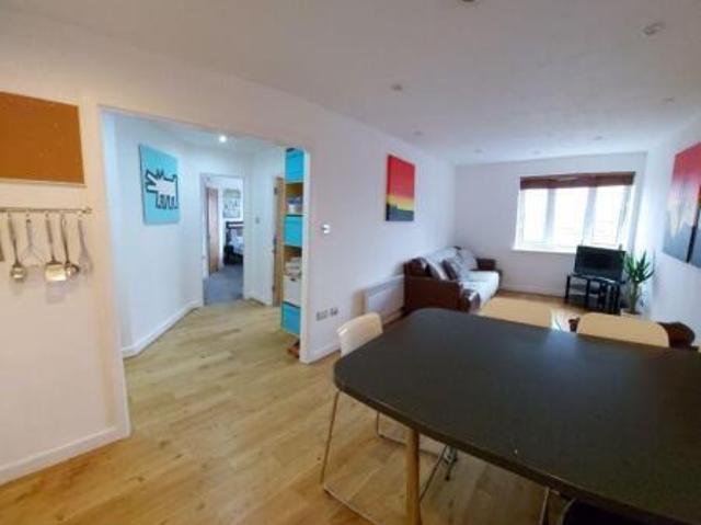 Apartment 2 Bedroom For Sale London Greater London 350000 ES99608402