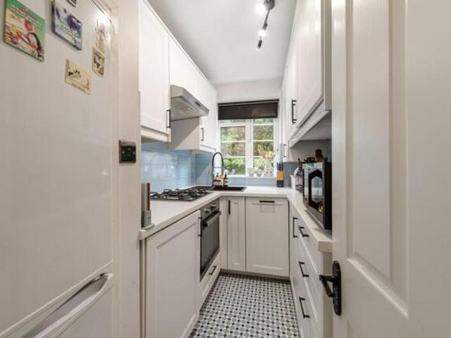 Apartment 2 Bedroom For Sale Londres Greater London 325000 ES98969050