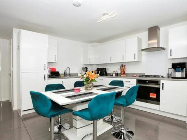Apartment 2 Bedroom For Sale Peterborough Cambridgeshire 165000 ES99952238