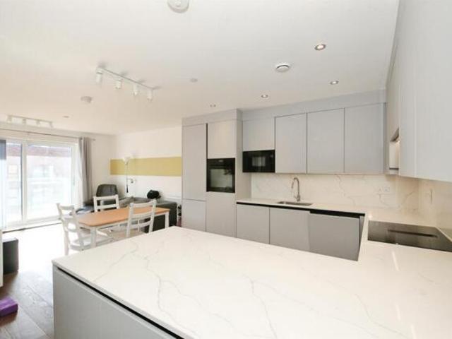 Apartment 2 Bedroom For Sale Peterborough Cambridgeshire 270000 ES100733457