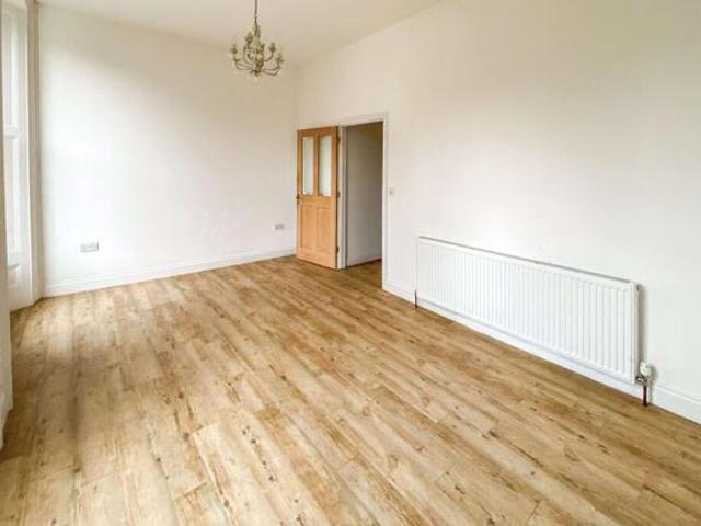Apartment 2 Bedroom For Sale Plymouth Plymouth 110000 ES100648853