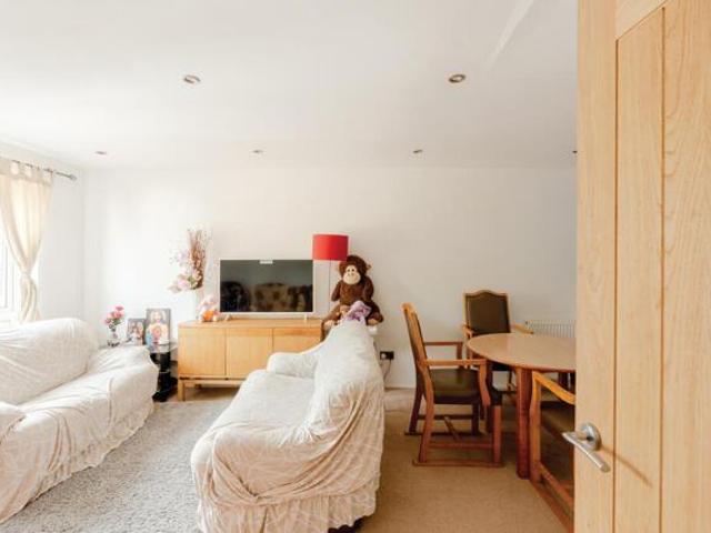 Apartment 2 Bedroom For Sale Portishead Bristol 210000 ES98612389